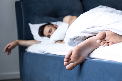 Why catching up on sleep during the weekends is bad - Sleep Station ...